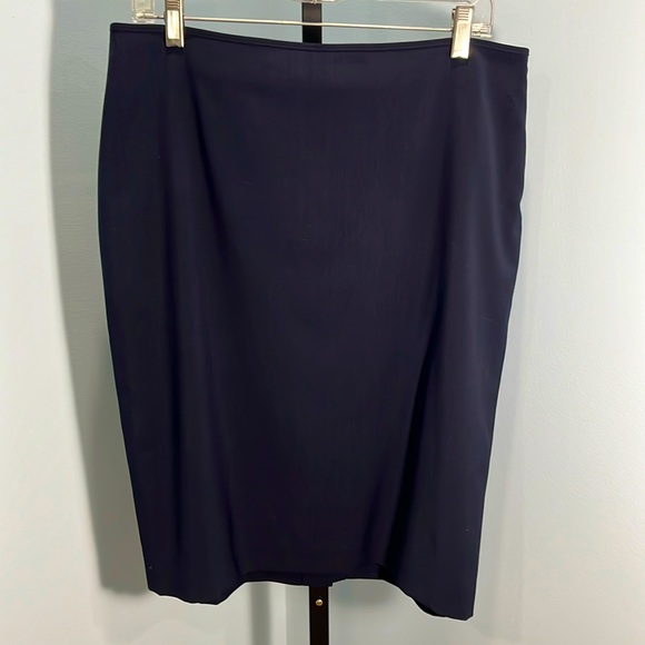 Doncaster | Skirts | Doncaster Collection Navy 0 Worsted Wool Skirt ...